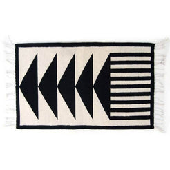 Decor Artesanal Handmade Geometric Wool Aztec Rug | Natural Tribal Wool ...